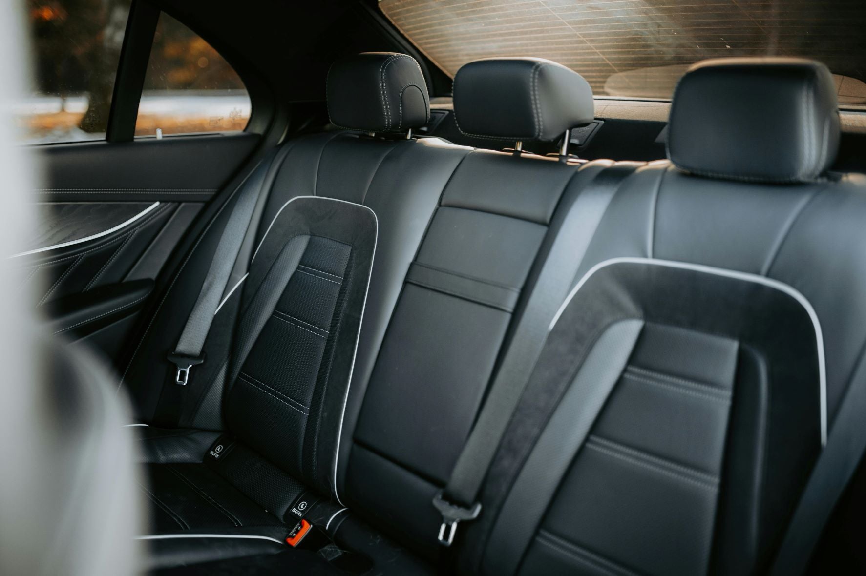 Top Car-Seating Tips and Safety Hacks for Keeping Your Kids Secure ...